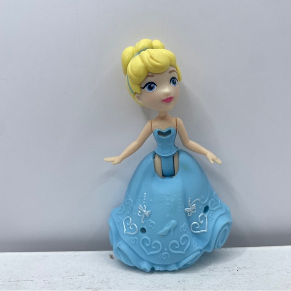 Disney | Toys | Disney Princess Little Kingdom Cinderella Snapin Doll ...